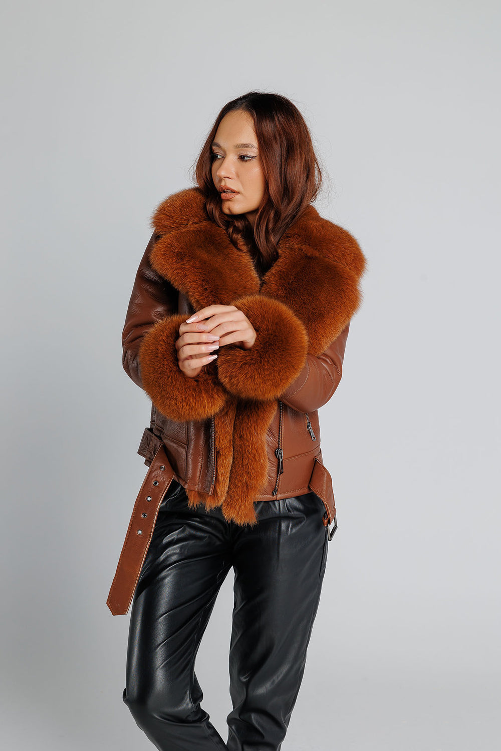 Cojoc din Piele și Blană Naturală de Miel, Guler și Manșete din Blană